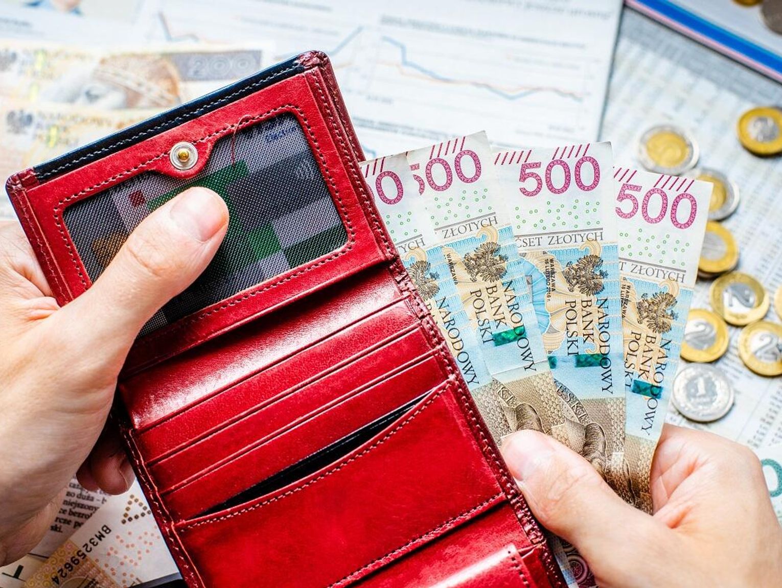 Prawie co drugi Polak mówi o wzroście swojej siły nabywczej, ale z ...